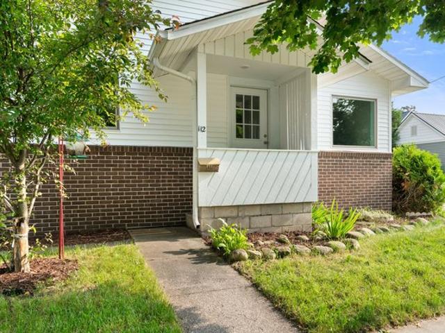 112 Fulton St, Petoskey, MI 49770