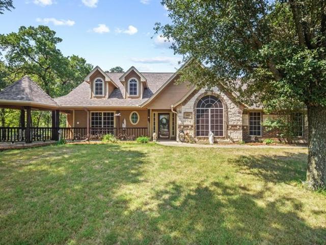 112 Knight Ct, Springtown, TX 76082