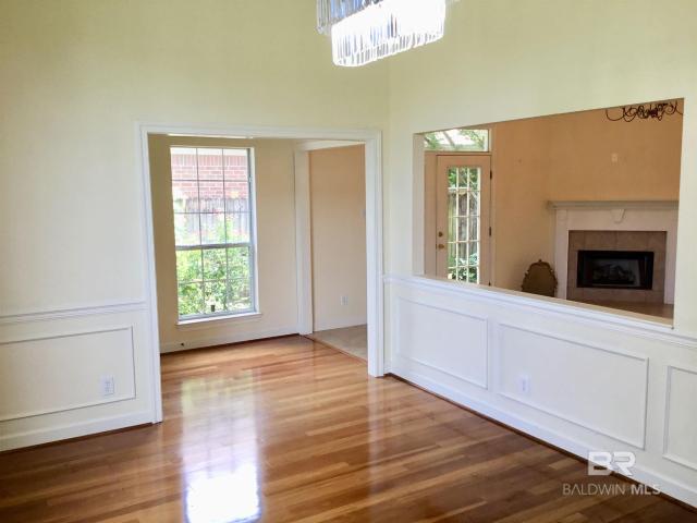 112 Kensington Court