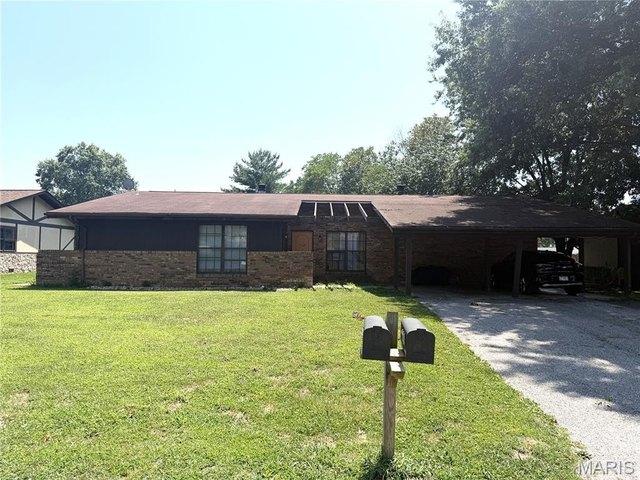112 Kingsway Dr, Belleville, IL 62226
