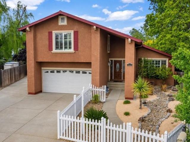 112 Kingsland Ct, Vacaville, CA 95687