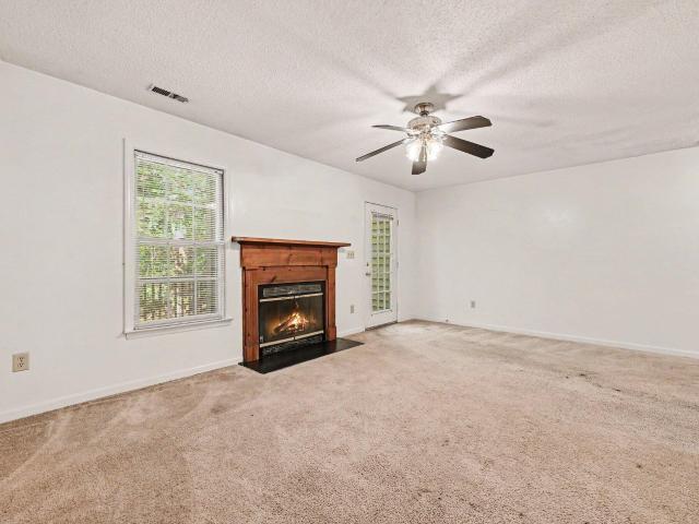 112 Hollow Oak Drive