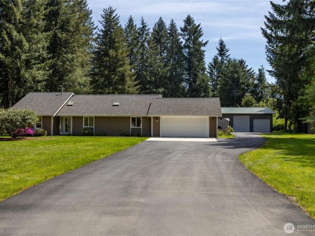 112 Holli Lane