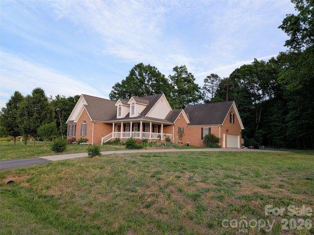 112 Hancock Crossing, Clover, SC 29710