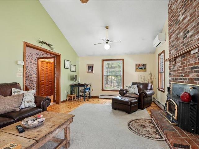 112 Hardy Road