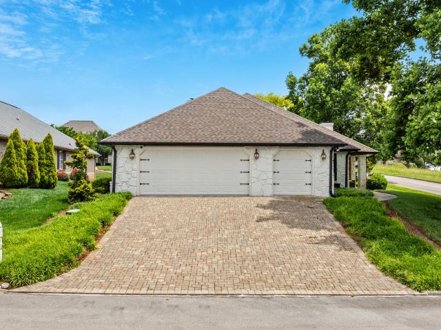112 Heron Court