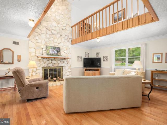 112 Hidden Lane