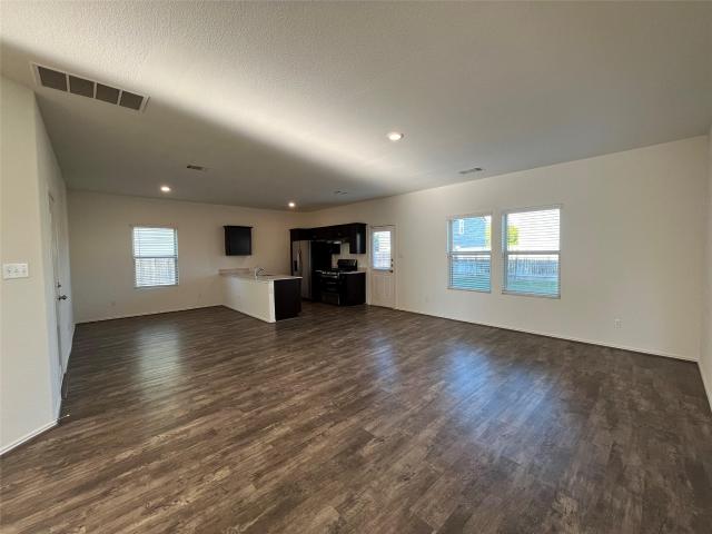 112 High Hill Cv