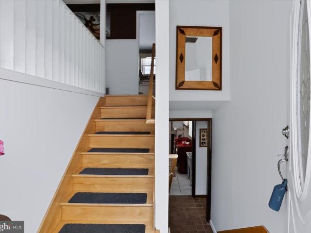 112 Hillside Drive