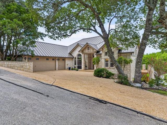 112 Hummingbird Hill Dr, Boerne, TX 78006