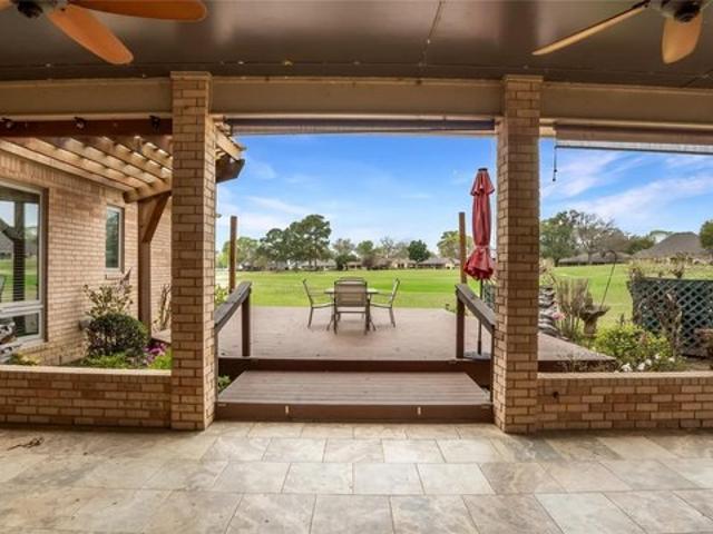 112 Jason Ct, Bullard, TX 75757