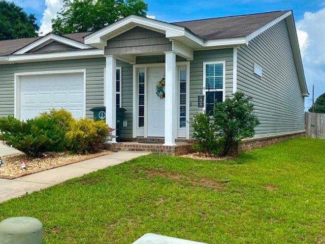 112 Jasmine Cir, Enterprise, AL 36330