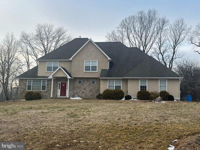 112 Jules Dr, Swedesboro, NJ 08085