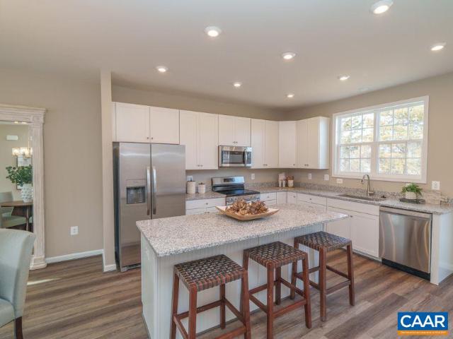 112 oakshire ct