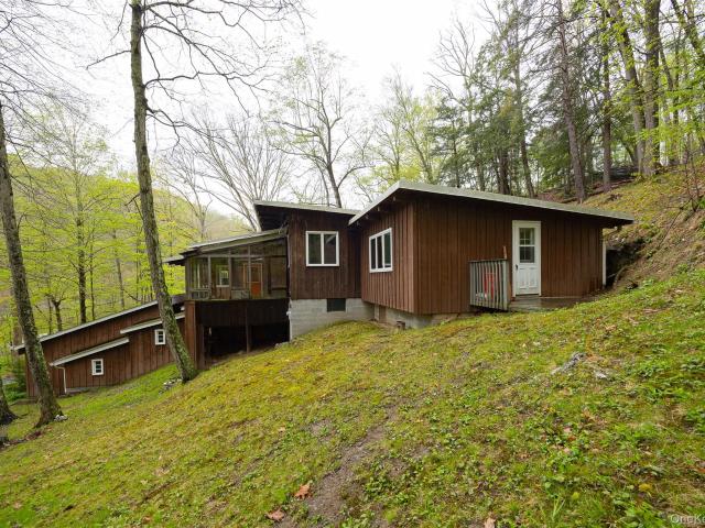 112 Old Sylvan Lake Road