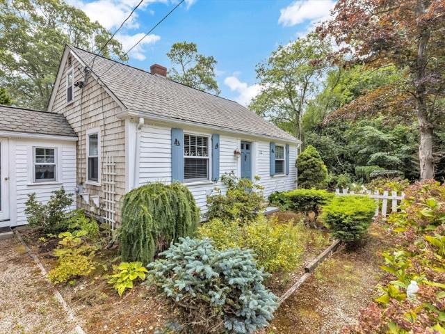 112 Osterville West Barnstable Rd
