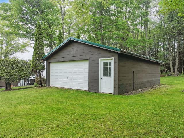112 Ottawa Ln