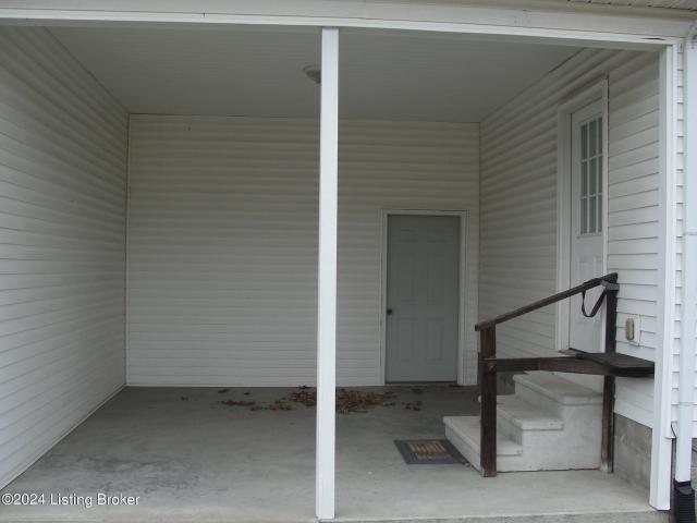 112 Laura Ln