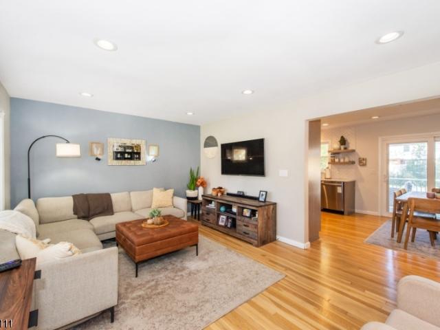 112 Lafayette Ave