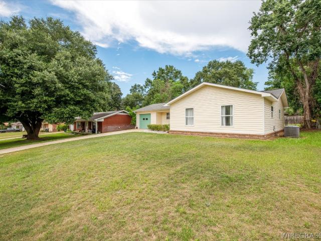 112 Lightfoot Drive