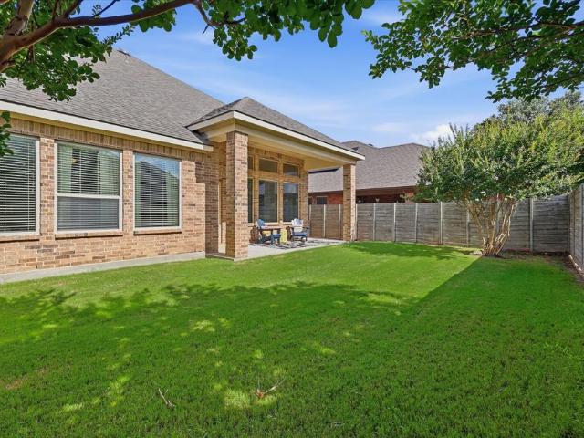 112 Lilypad Bend