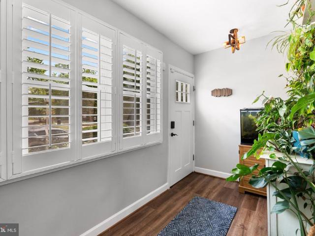 112 Lynhaven Drive