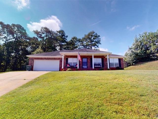 112 Mohegan Dr, Enterprise, AL 36330