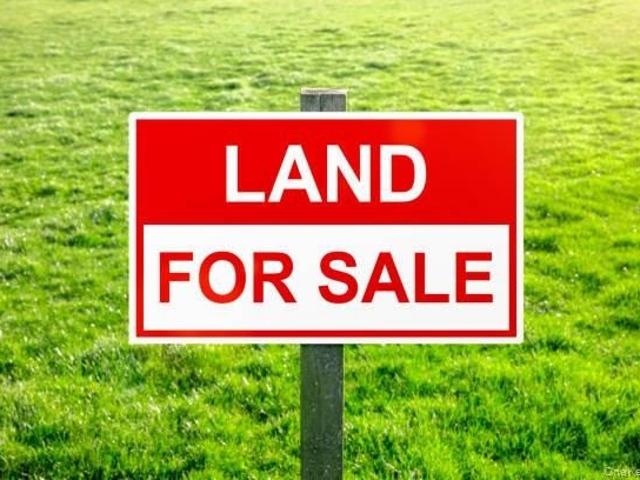 112 Monroe Ave, Bay Shore, NY 11706