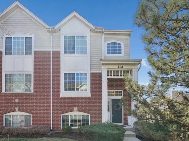 112 Morgans Gate Dr, Wood Dale, IL 60191