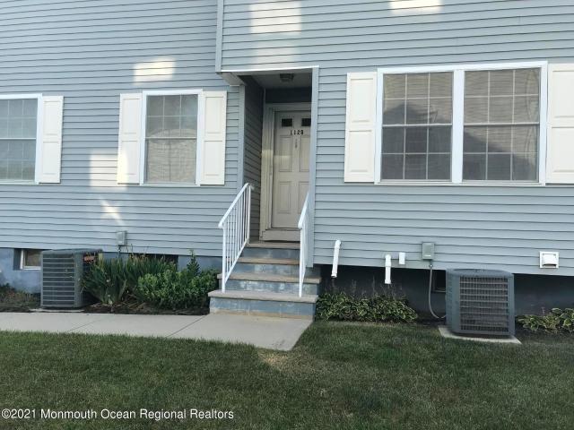 112 Morris Avenue Unit B