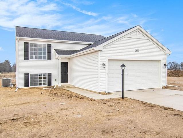 112 Mayfield Dr, Michigan City, IN 46360