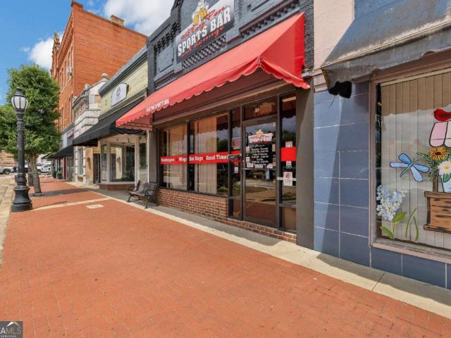 112 Main Street