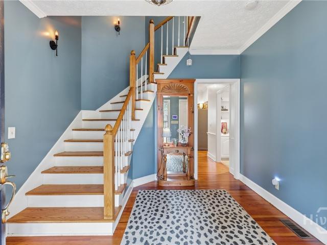 112 Majestic Oaks Drive