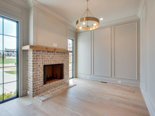 112 Mitford Lane
