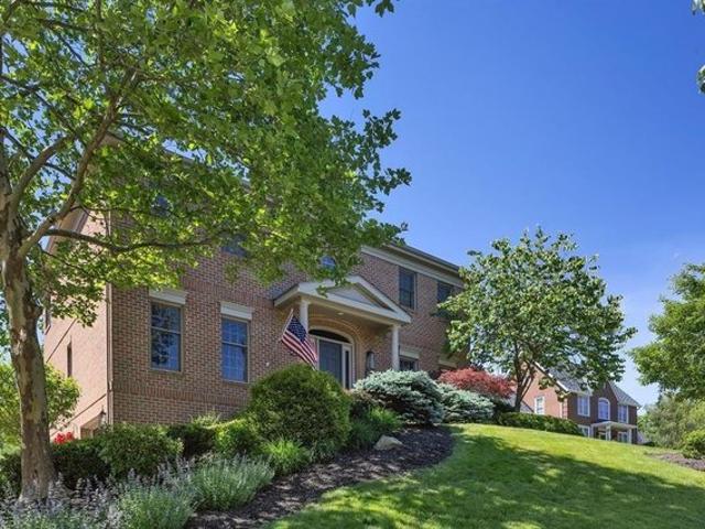 112 Middleground Pl, Cranberry Township, PA 16066