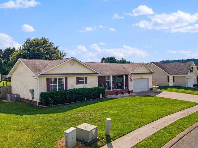 112 Mulberry Lane NE
