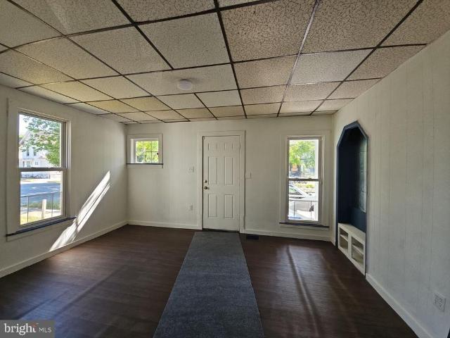 112 N 4Th St N
