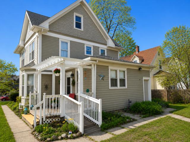 112 N 4th Street