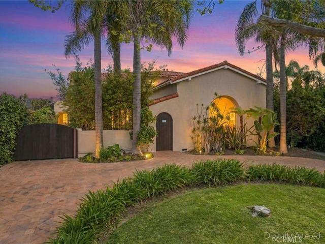 112 N Highland Ave, Los Angeles, CA 90036