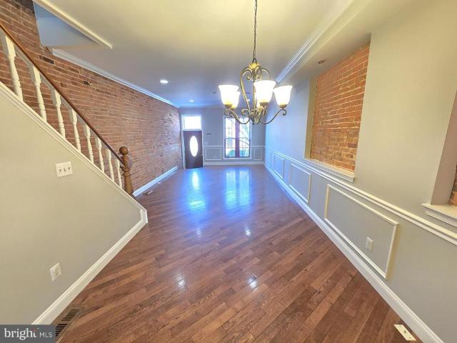 112 N Luzerne Avenue