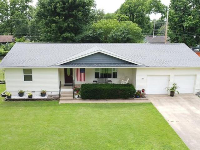 112 N Osage St, Grove, OK 74344