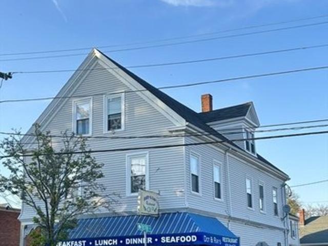 112 North St, Salem, MA 01970