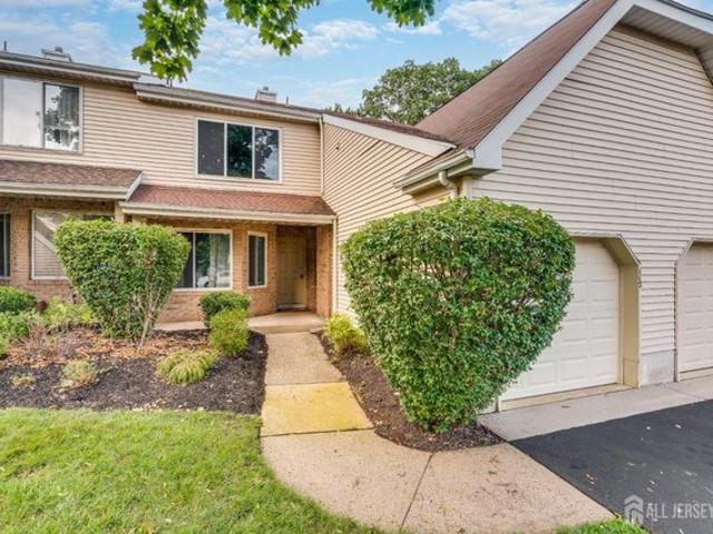 112 Nathan Dr, North Brunswick, NJ 08902