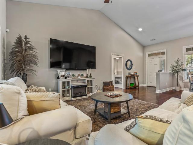 112 Nandina Way, Crawfordville, FL 32327 | MLS #397136