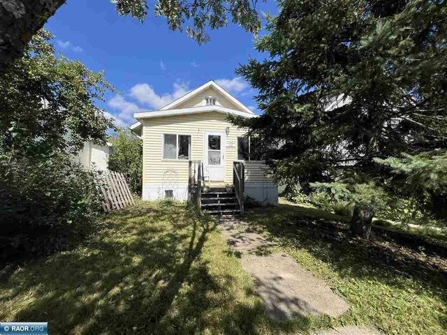 112 New Jersey Ave W, Gilbert, MN 55741
