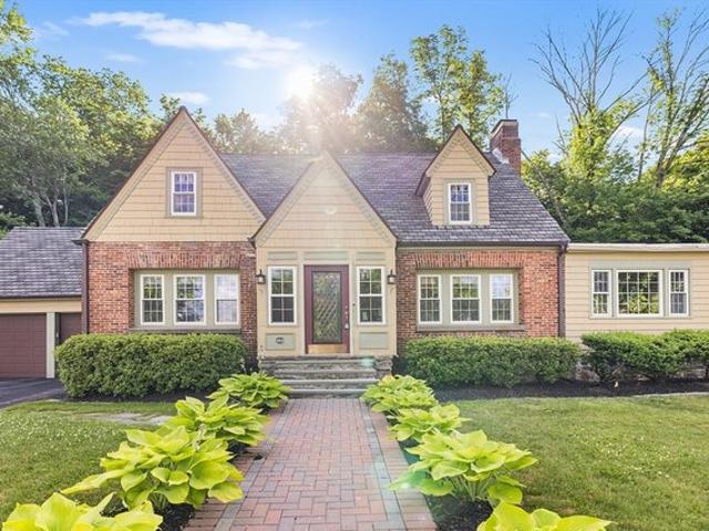 112 Newton Ave N, Worcester, MA 01609
