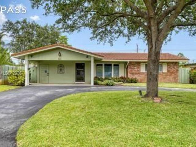 112 NE 10th Ave, Pompano Beach, FL