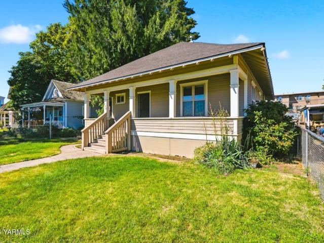 112 S 7th Ave, Yakima, WA 98902