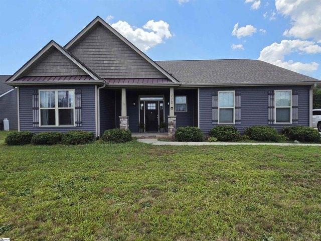 112 S Glassy Mountain Rd, Landrum, SC 29356