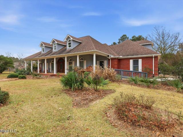 112 Saddle Creek Cove